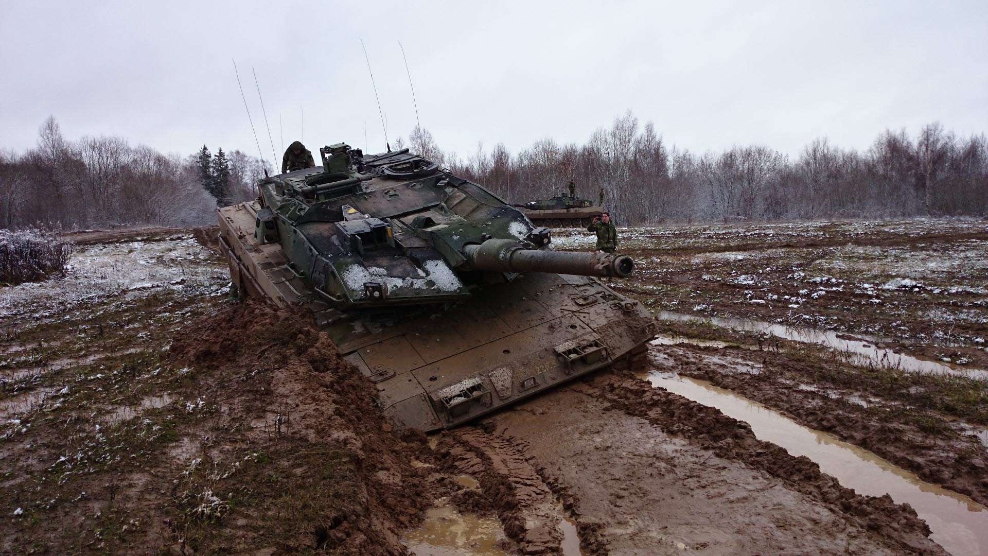 Nya instruktörer på stridsvagn - Försvarsmakten