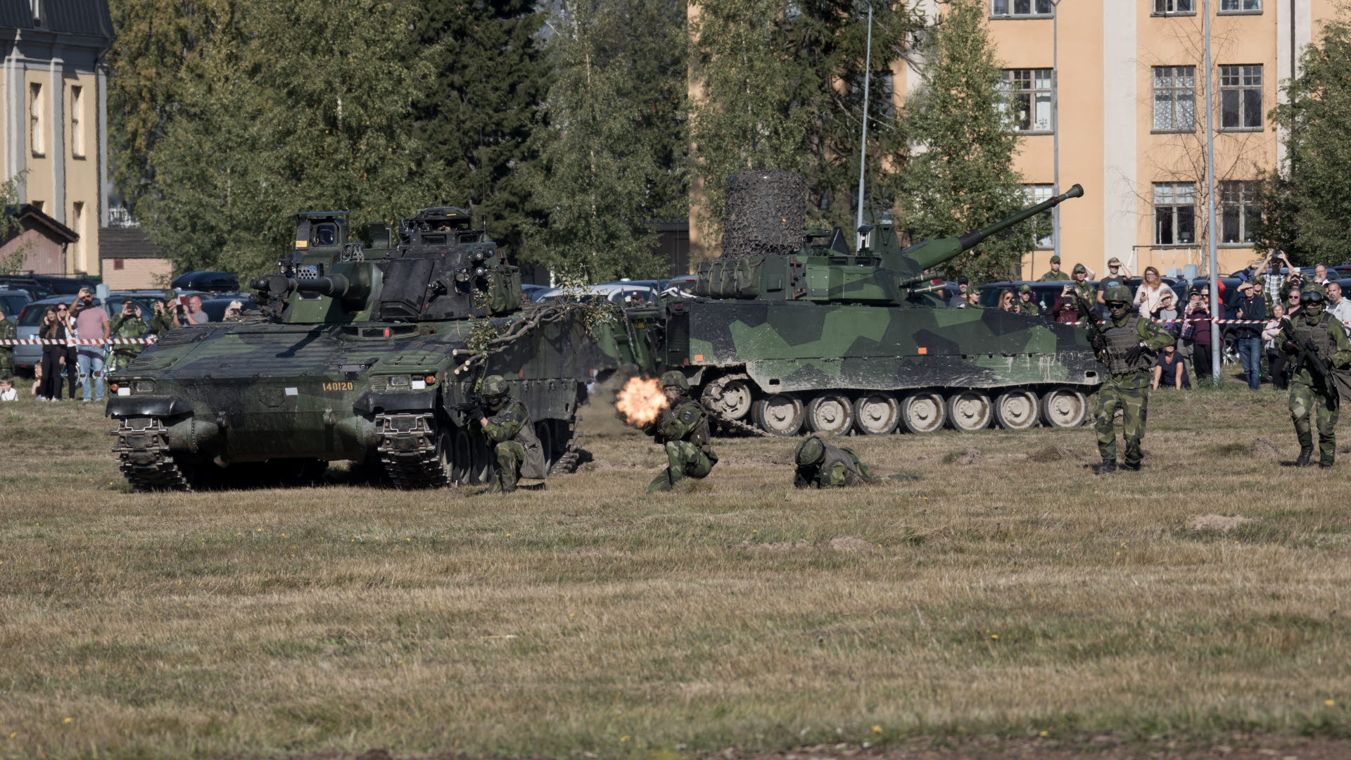 Öppna grindar i Bodens garnison - Försvarsmakten