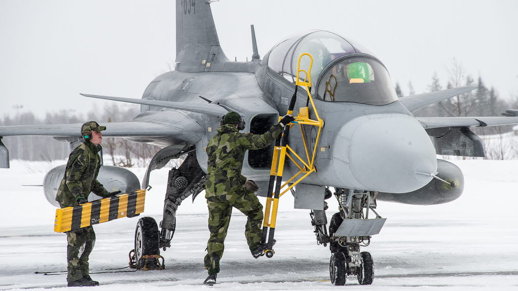 Finskt-svenskt samarbete ger komplex övning - Försvarsmakten