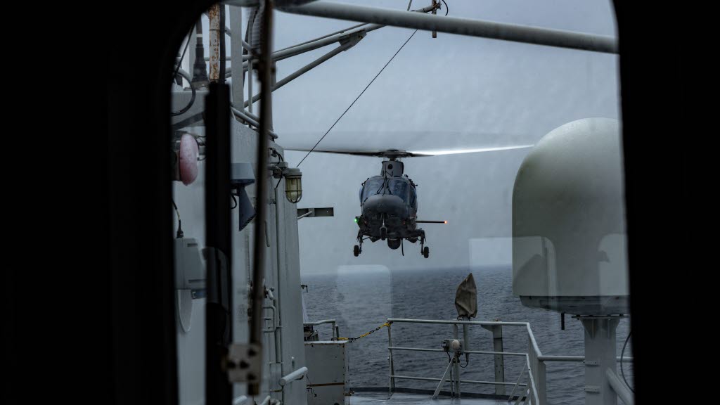 HMS Carlskrona – alltid redo - Försvarsmakten