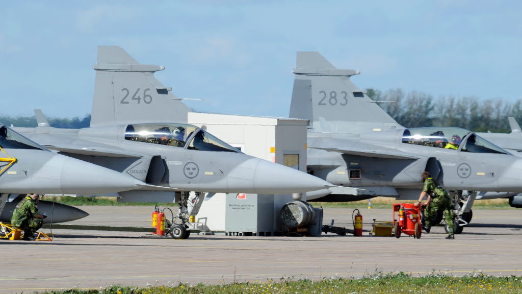 Flygvapnet övar försvar av Sverige - Försvarsmakten