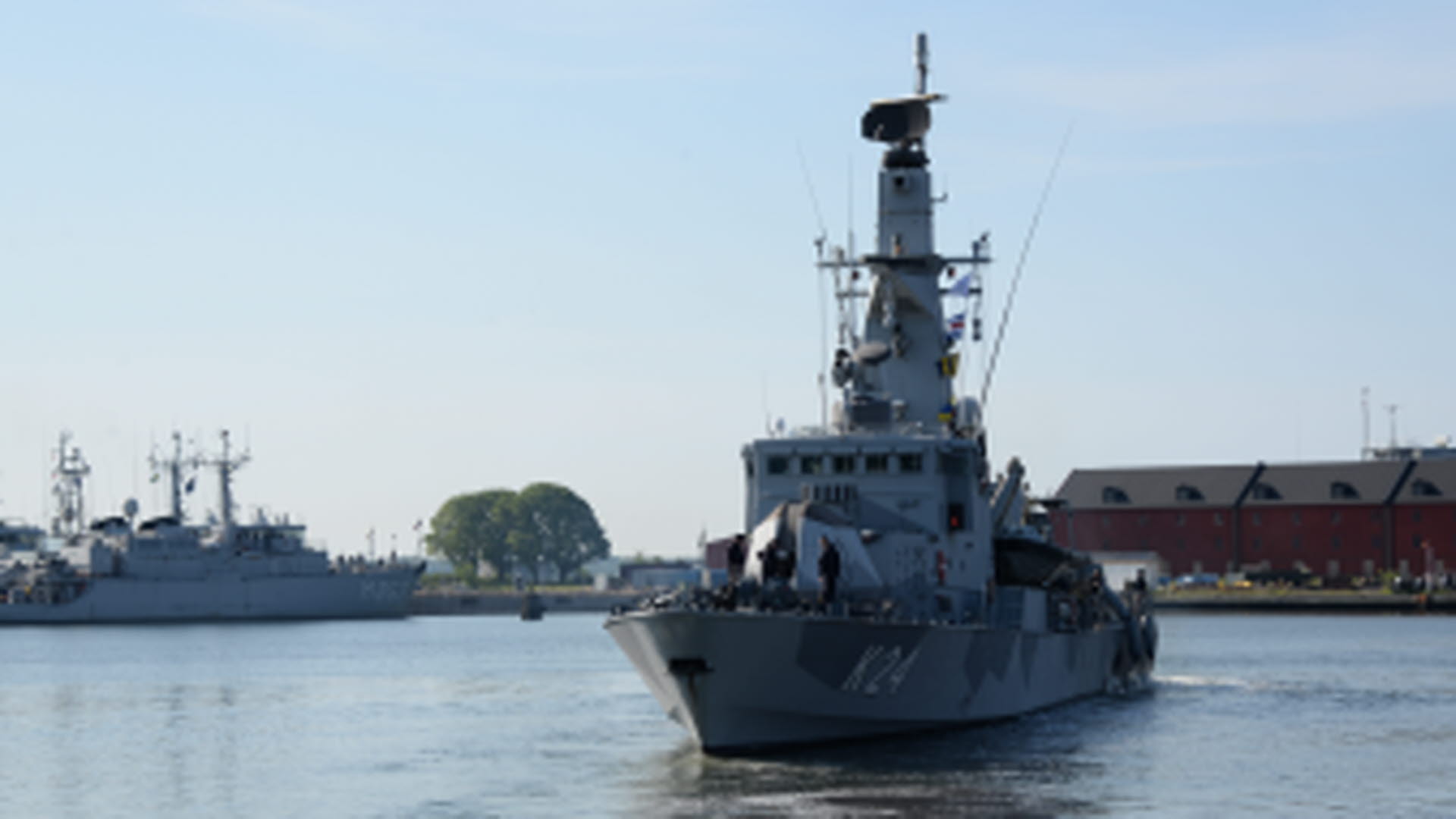 USA leder - Försvarsmakten