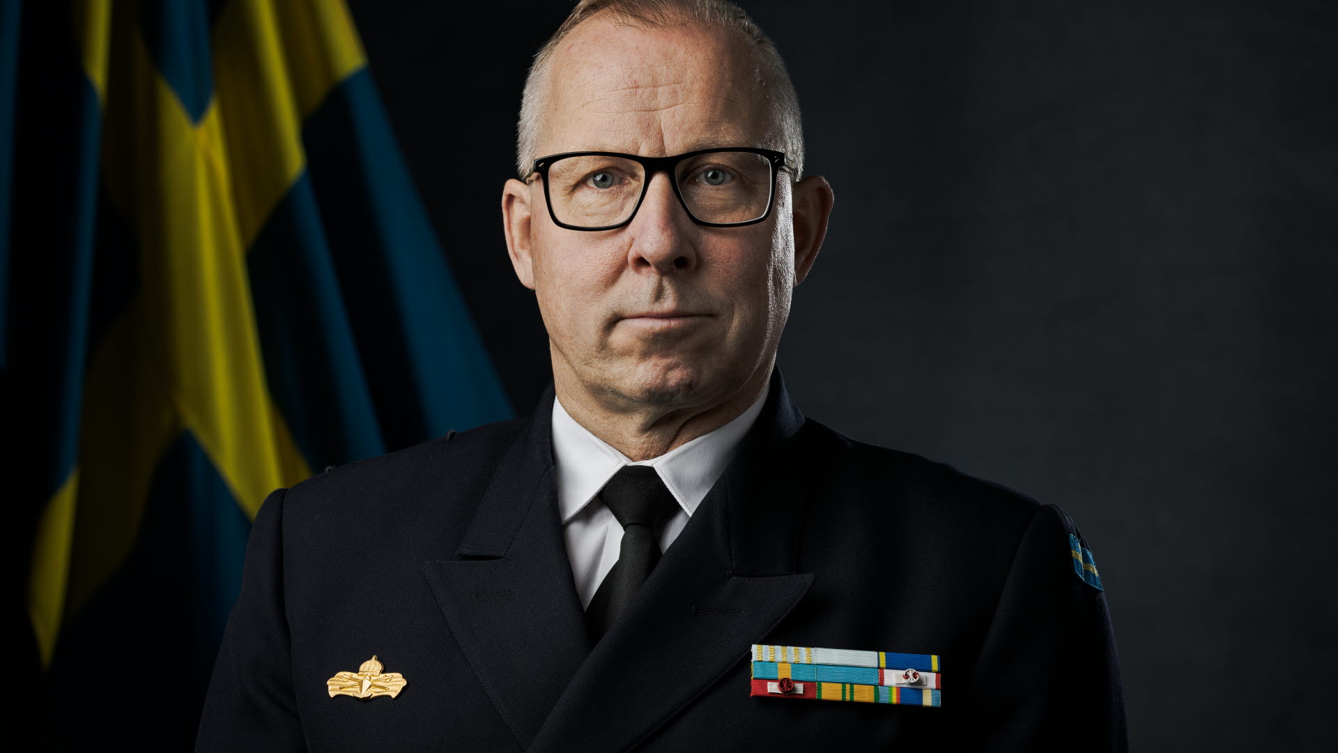 Vi försvarar Sverige här och nu - Försvarsmakten