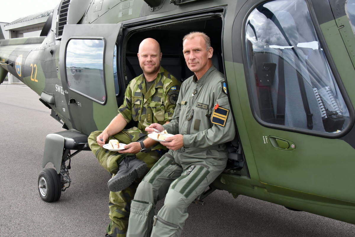 Femton fyller tio - Försvarsmakten