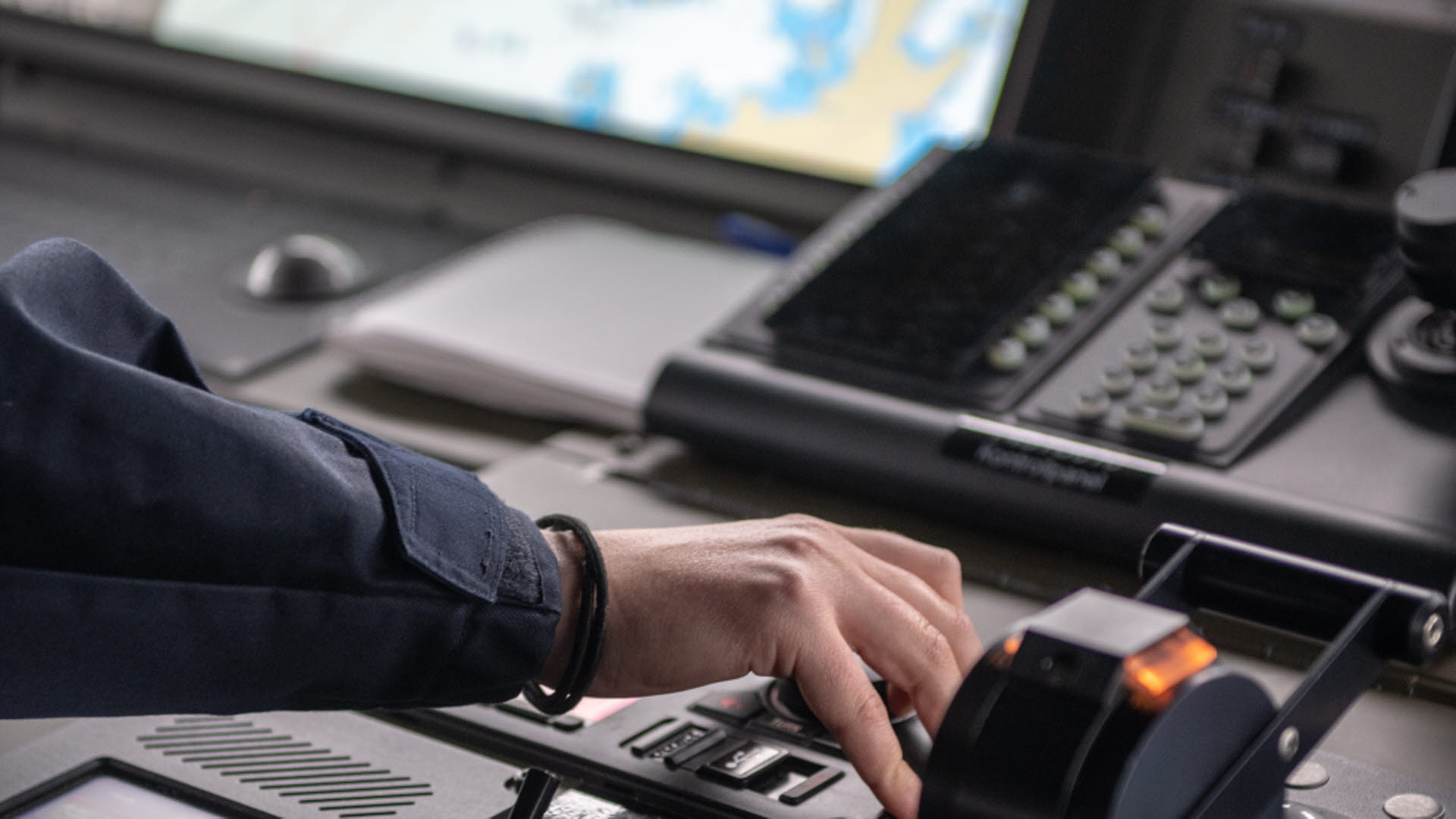 HMS Sundsvall förstärker marinen - Försvarsmakten