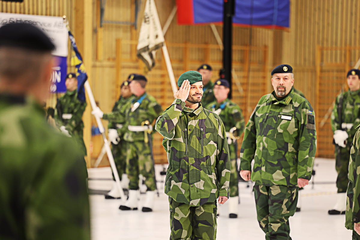 Bergslagens artilleriregemente är återinvigt - Försvarsmakten