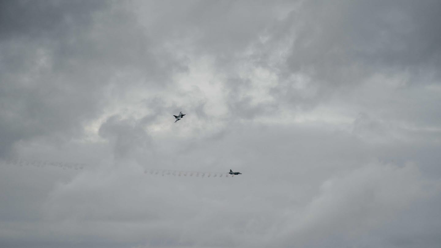 Swedish ground units guided UK fighter aircraft - Swedish Armed Forces