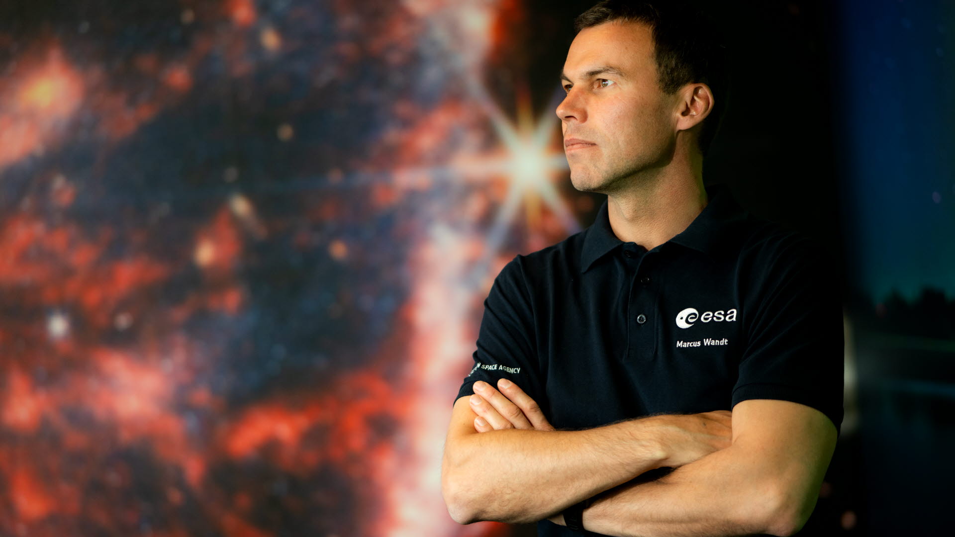 Stridspilotens rekordsnabba resa till rymdstationen - Försvarsmakten