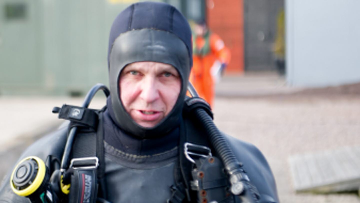 Furir Carlssons kvarlevor bärgade - Försvarsmakten