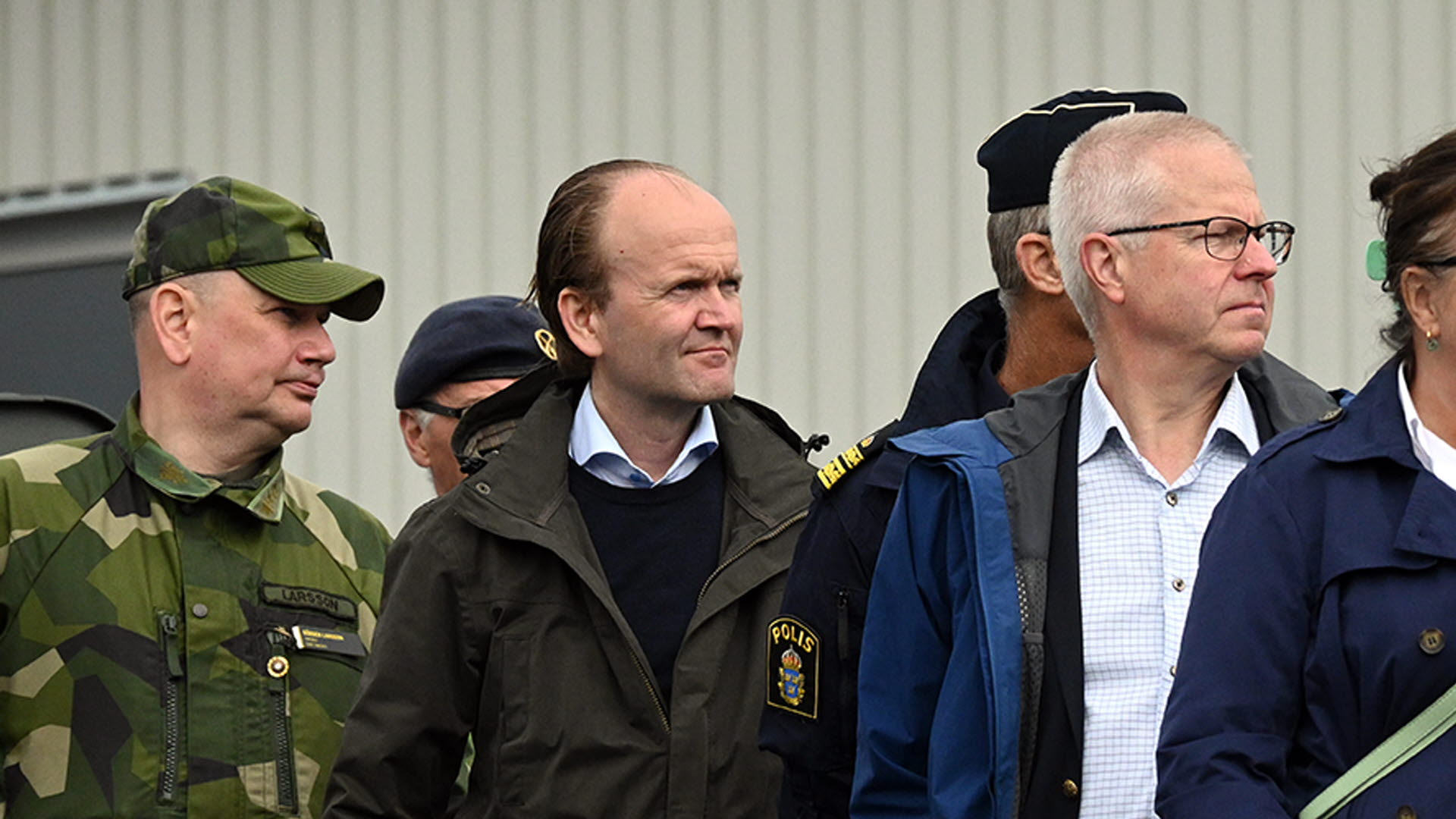 Totalförsvar i praktiken på Axamo flygplats - Försvarsmakten