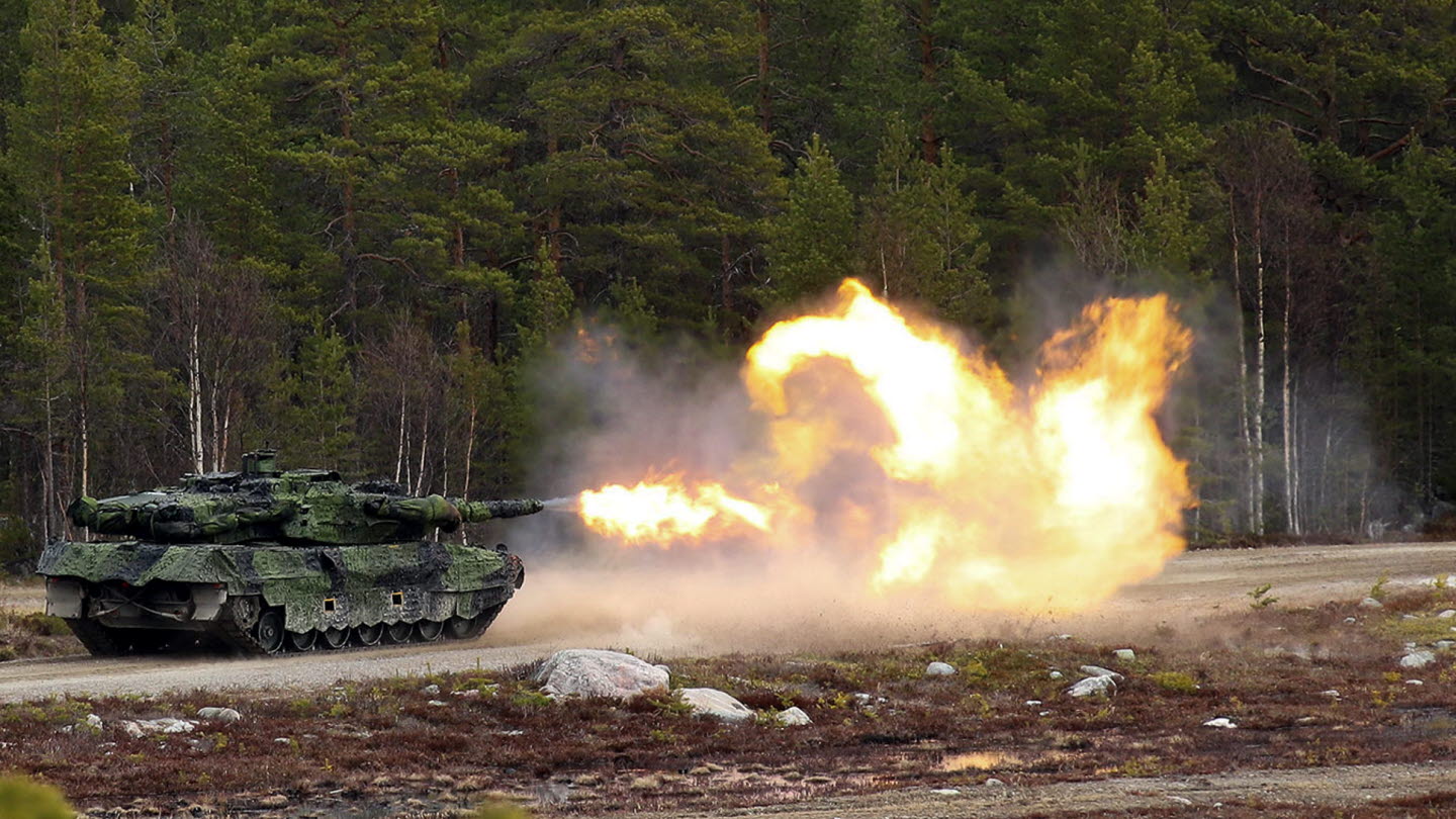 The Army is reinforced with 44 New Tanks - Swedish Armed Forces