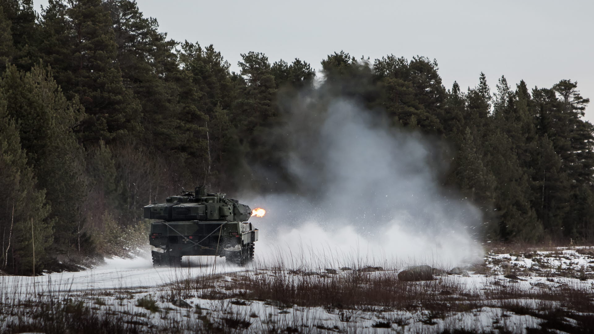 Stridsvagnssoldat – en utbildning som smäller högt - Försvarsmakten