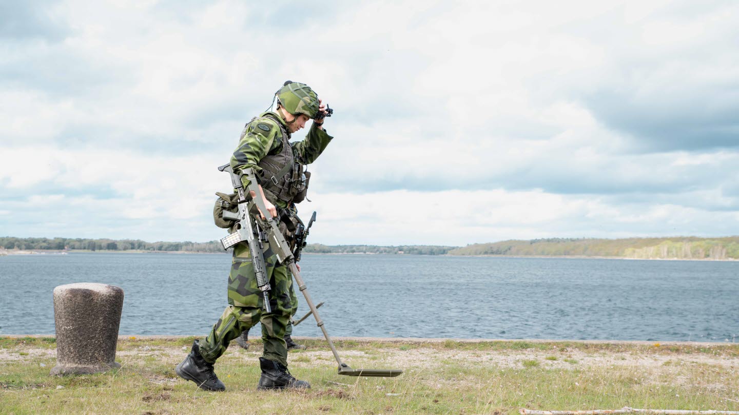Röjdykarna övade mycket mer än bara dykning i Karlskrona - Försvarsmakten