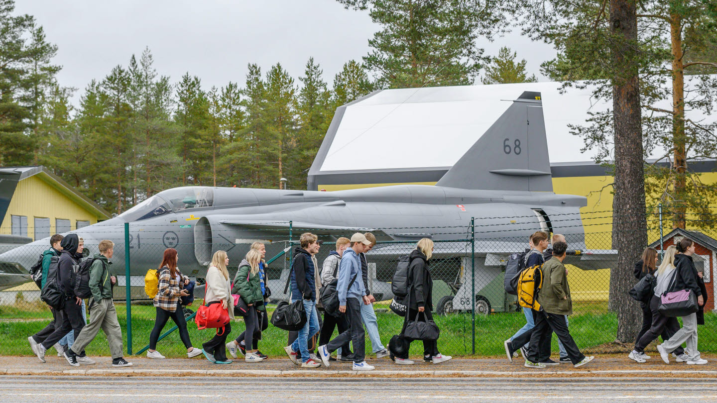 Första veckan i Försvarsmakten för mer än 700 värnpliktiga - Försvarsmakten