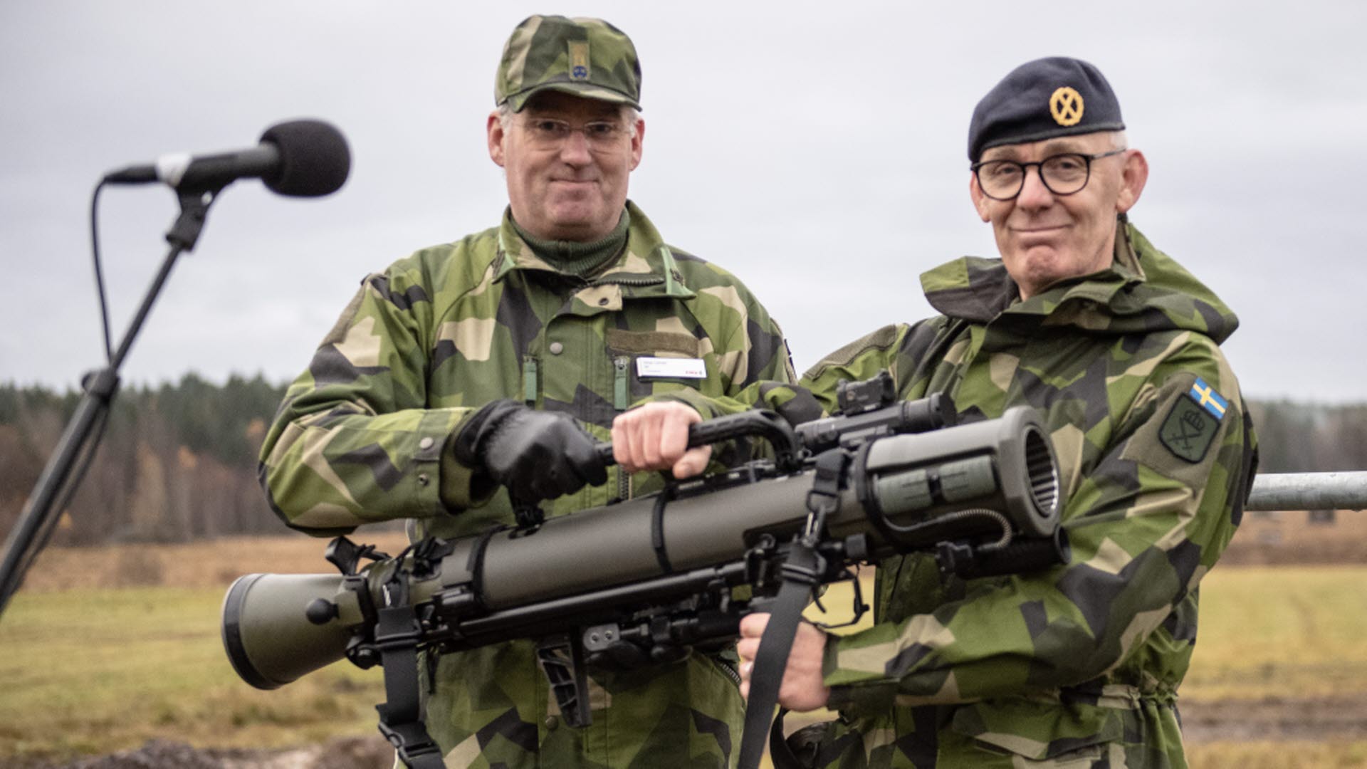 Uppvisning för både generaler och kadetter - Försvarsmakten
