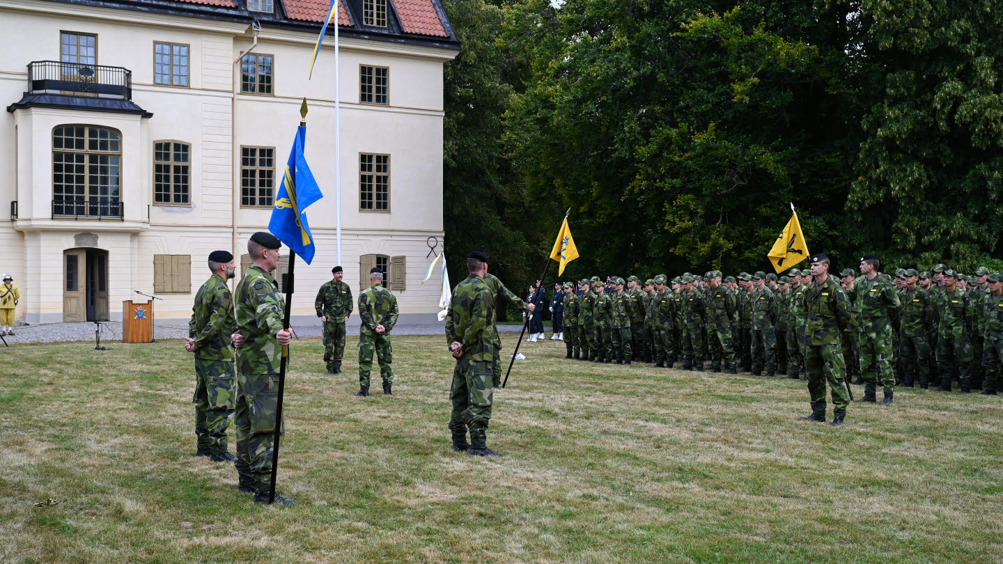 Första brigaden återinvigd - Försvarsmakten