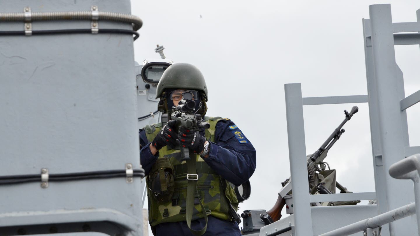 Hård belastning avslöjar svagheter - Försvarsmakten