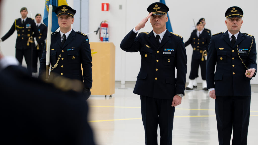 Jonas Wikman tog befälet över flygvapnet - Försvarsmakten