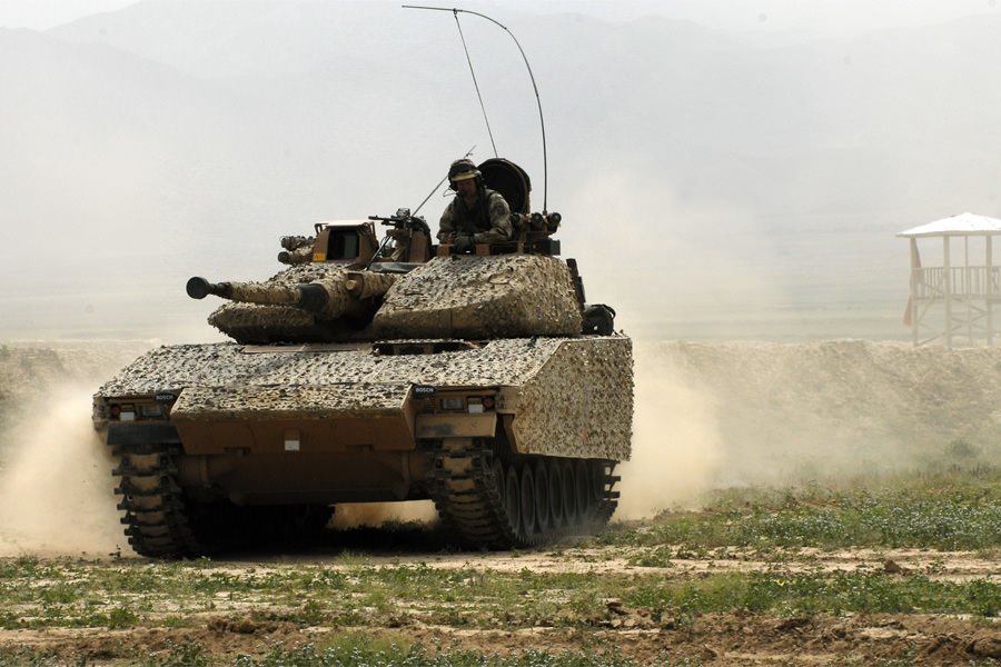Stridsfordon 90 på plats i Afghanistan - Försvarsmakten